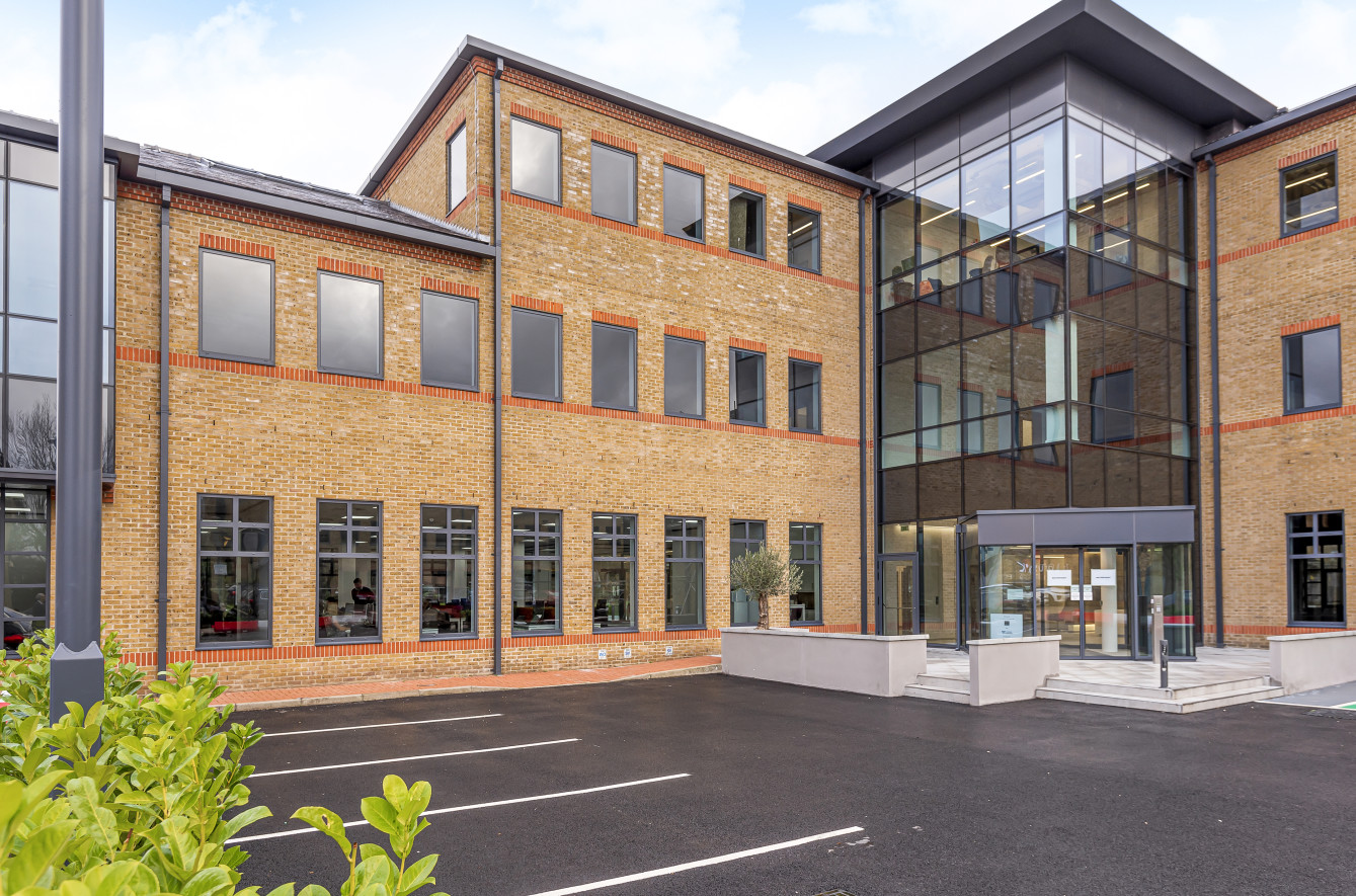 Superb offices to let at Waterfront Staines – overlooking The River ...